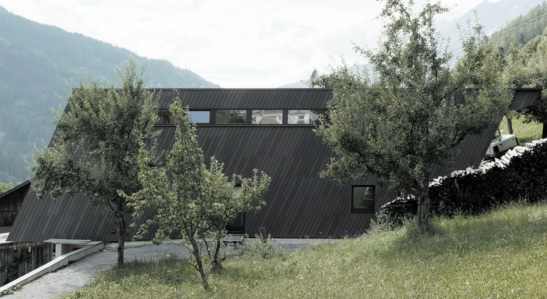RIEDER GRC ÖKO PLANK FACADE SYSTEM – OBERY